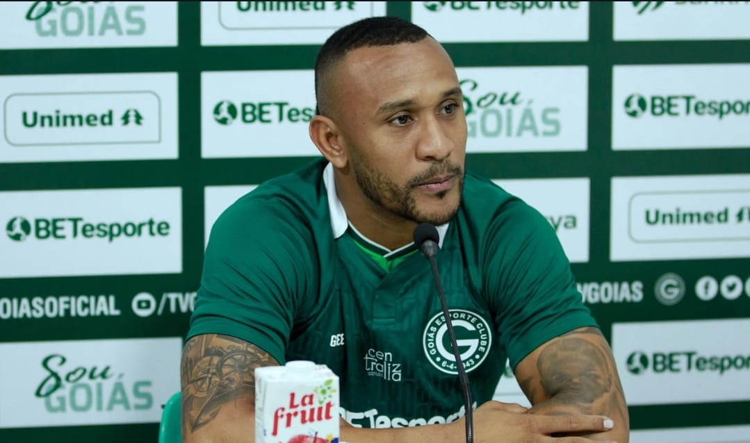 Pronto para estrear pelo Goiás? Angelo Rodríguez fala sobre sua ...